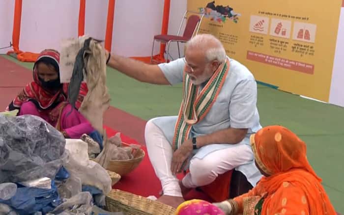 PM Modi Launches National Animal Disease Control Programme in Mathura ...