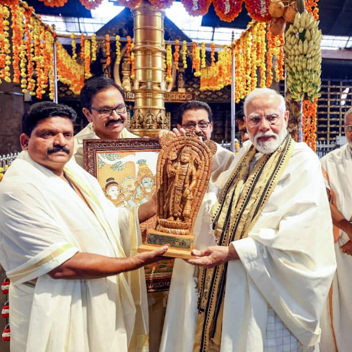 PICS: PM Modi Offers Prayers At Triprayar Sree Ramaswamy Temple In Thrissur