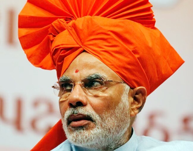 PM Modi Wears a Traditional Turban