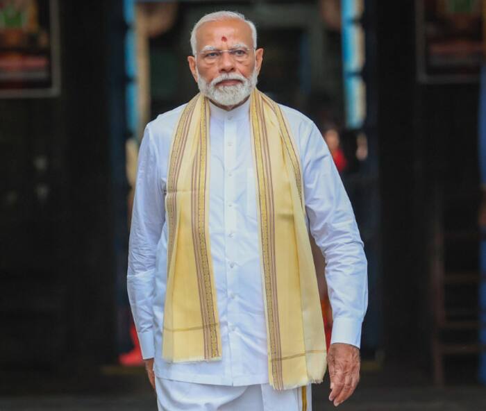PM Modi Visits Bhagavathy Amman Temple In Kanyakumari - See Pics