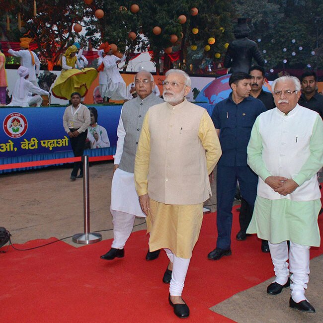 Narendra Modi unveiling new schemes for Haryana during celebrations