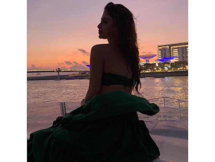 Picture caption