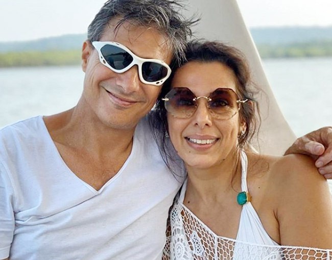 Pooja Bedi, Maneck Contractor Twin in White