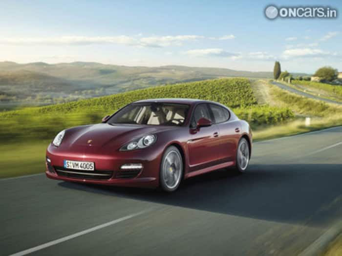 Porsche Panamera Base Exterior