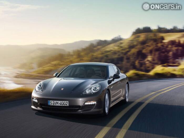 Porsche Panamera S Exterior