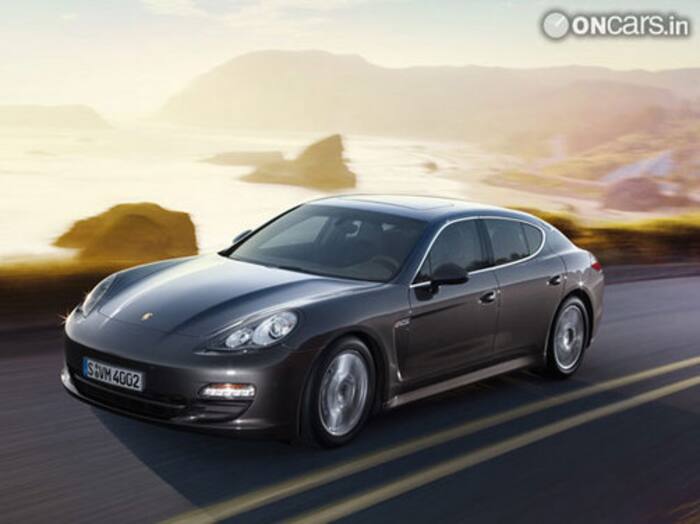 Porsche Panamera S Exterior