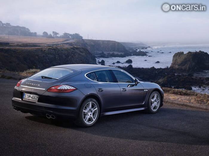Porsche Panamera S Exterior
