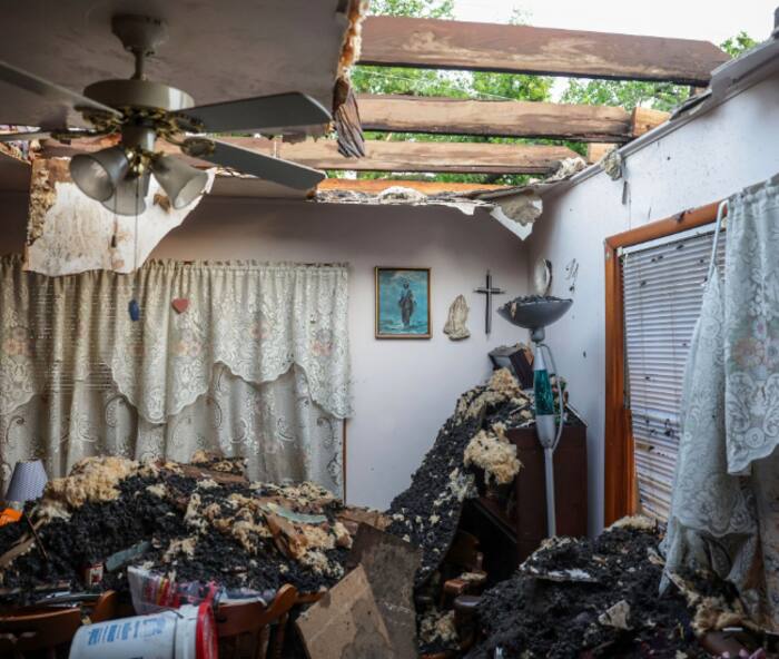 Powerful Storms Kill 20 In USA, Cause Massive Destruction Across States