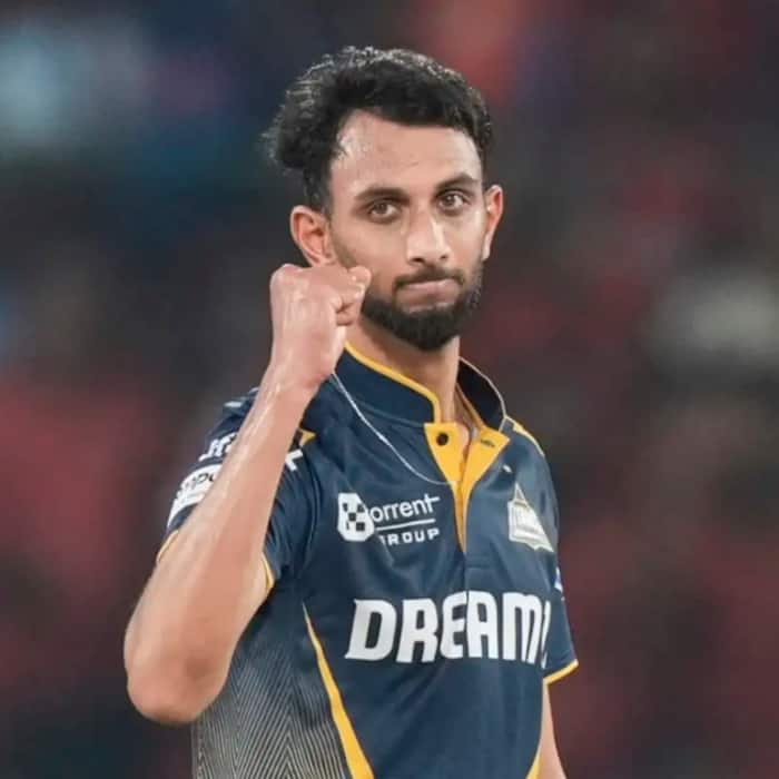 Bad news for Shubman Gill's GT in middle of IPL 2025 game vs DC, star ...