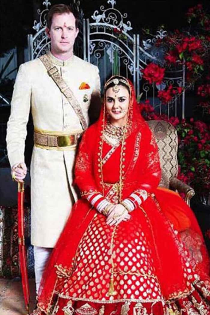 Finally, we have the wedding pics of Preity Zinta and Gene Goodenough