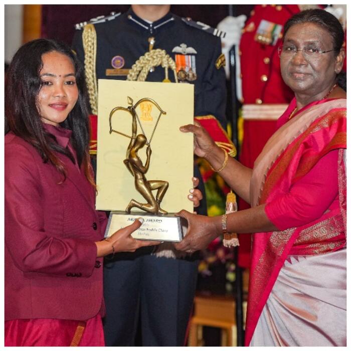 President Droupadi Murmu presents Arjuna Award to wushu player Naorem ...