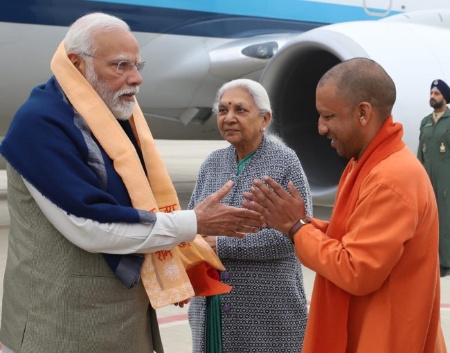 Prime Minister Narendra Modi arrives in Ayodhya