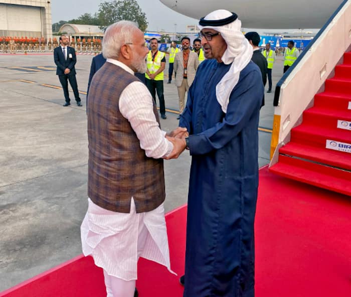 Prime Minister Narendra Modi And UAE President Mohamed bin Zayed Al ...
