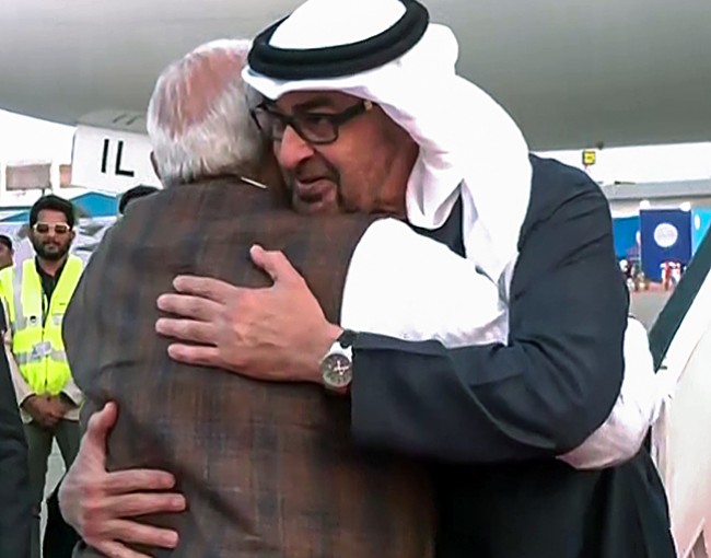 Prime Minister Narendra Modi welcomes UAE President Mohamed bin Zayed ...