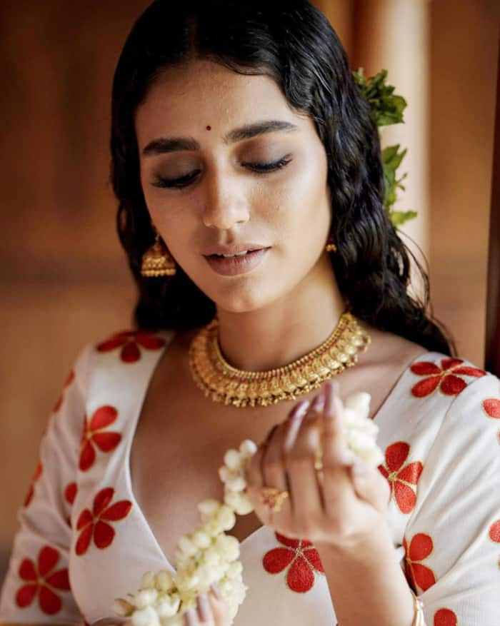 Priya Prakash Varrier Shares Traditional Onam Look in Gorgeous White ...
