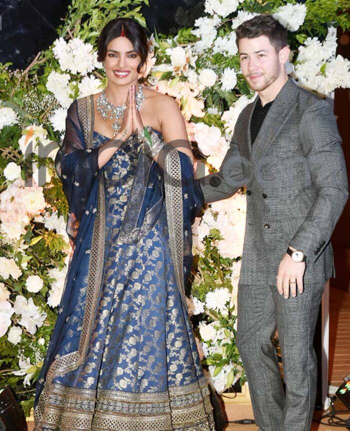 Priyanka Nick Mumbai reception: PeeCee stuns in contemporary blue ...