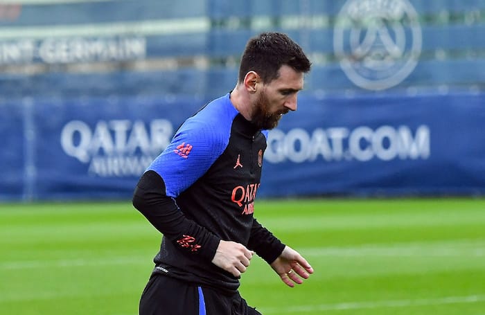 World Champion Lionel Messi Receives Hero's Welcome Upon Paris Saint ...