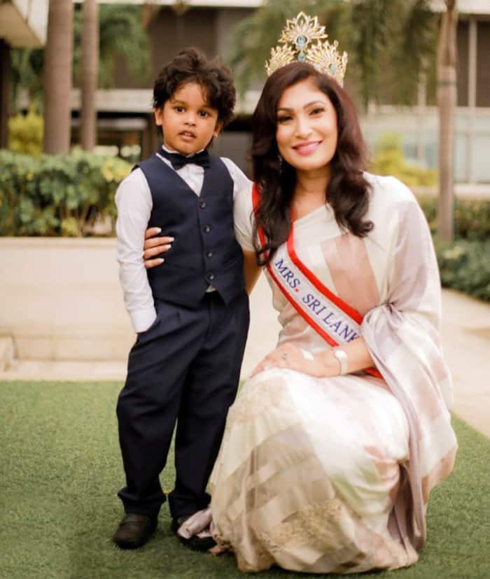 Pushpika De Silva, Mrs Sri Lanka, Leaves Stage in Tears As Previous ...