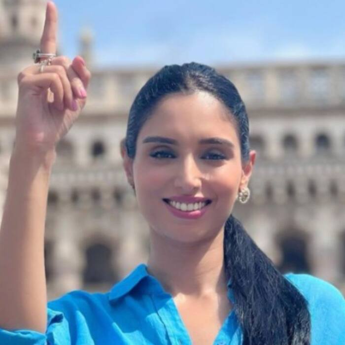 Meet these beautiful presenters of PSL, one is mother of two children ...