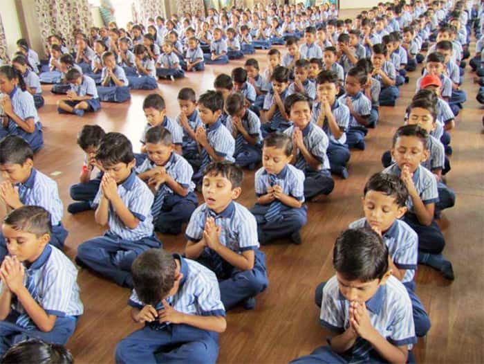 Thought For The Day: 5 Inspirational Quotes For Morning School Assembly