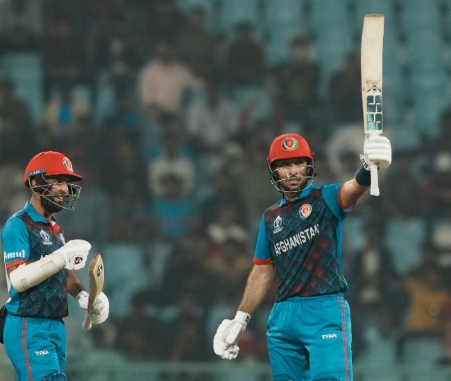 CAPTAIN LEADING FROM THE FRONT!!
