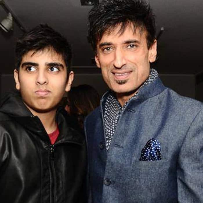 Proud single parents of Bollywood!