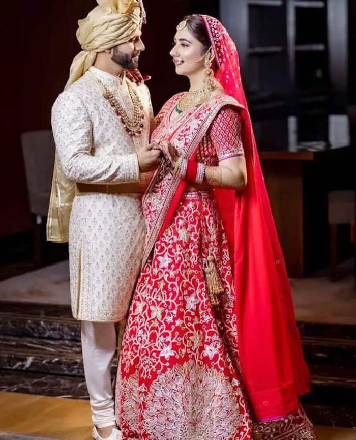 Inside Rahul Vaidya and Disha Parmar’s Wedding: Newlyweds Look Majestic ...