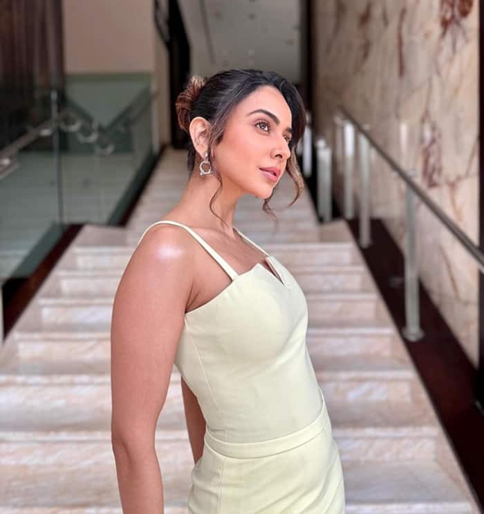 Rakul Preet Singh Stunner