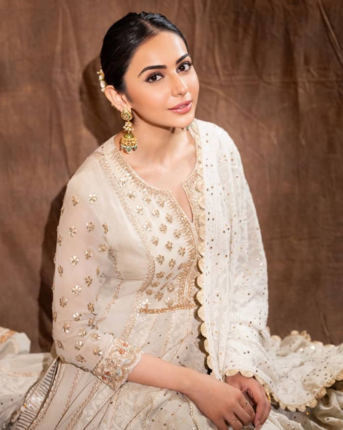 Rakul Preet Singh Stunning Photos