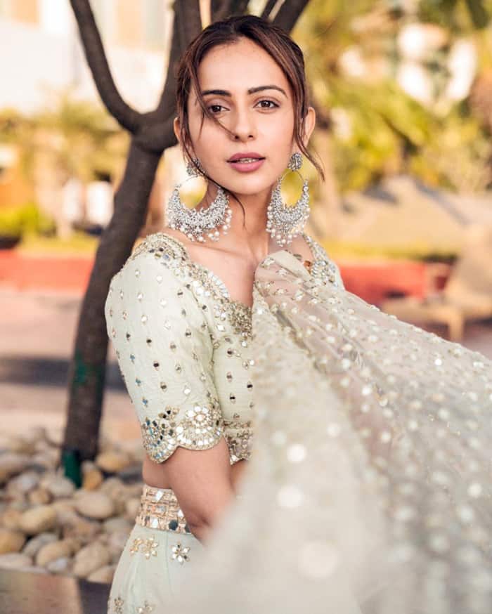 Rakul Preet Singh Looks Ethereal For Beau Jackky Bhagnani's Birthday on ...