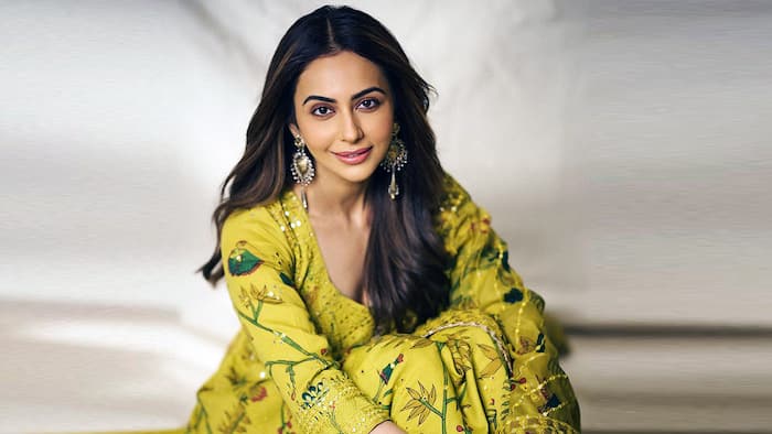 Rakul Preet Singh Inspires To Dress For a Festive Morning in Stunning ...