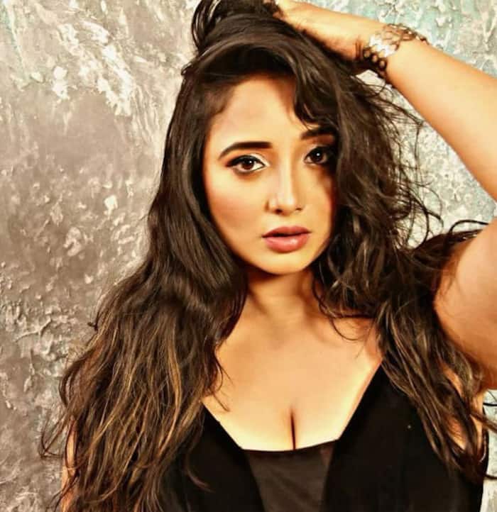 Bhojpuri Bombshell Rani Chatterjee Sets Internet on Fire With Her Hot ...
