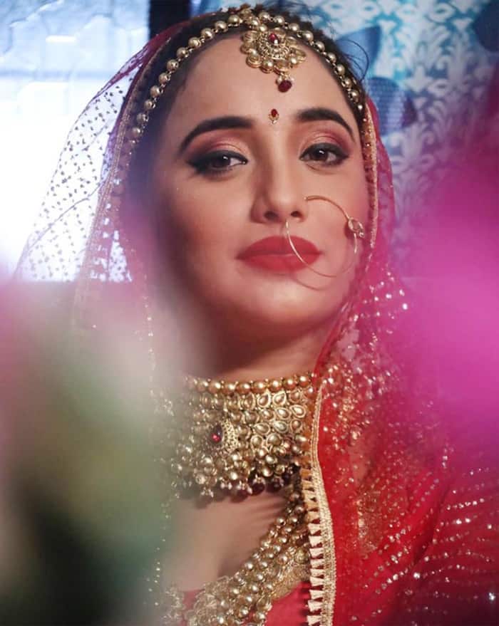 Rani Chatterjee Stuns in Sultry Saree, See Viral Photos