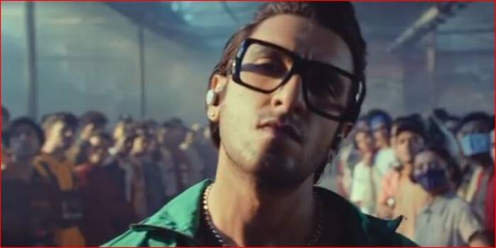 Ranveer Singh Returns to Social Media With Bang, Treats Fans to Sultry ...