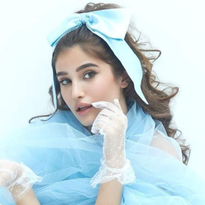 Raveena Tandon's daughter Rasha Thadani, sets internet on fire with her ...