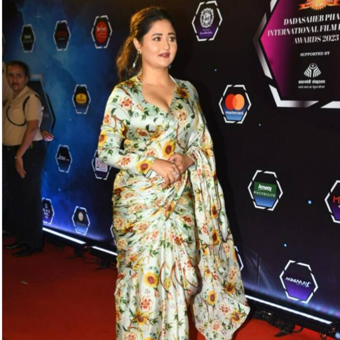 Dadasaheb Phalke Awards: Rashami Desai Brings Flower-Like Glamour to ...