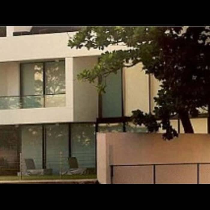 Inside Pics Of Ratan Tata's Luxurious House