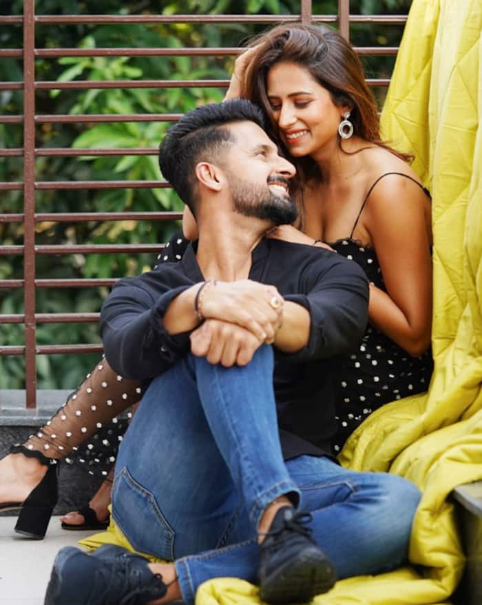 Ravi Dubey And Sargun Mehta Make For One Super-Stylish Couple, See ...