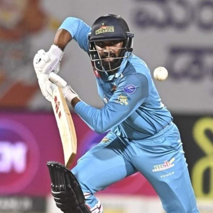 4, 4, 4, 4, 4, 4... 227, 16 fours, 2 sixes, good news for Kavya Maran's ...