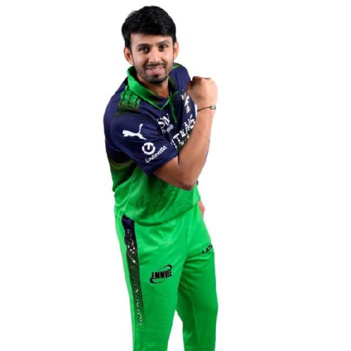 Big surprise RCB fans ahead of clash against Delhi Capitals as Virat ...
