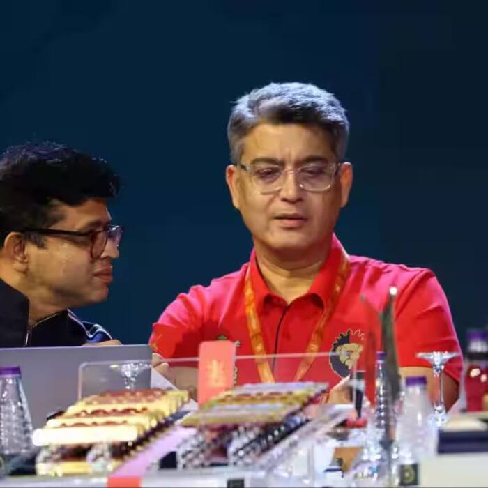 Kohli's RCB get Rs 200000000 prize money, owner makes profit of Rs ...