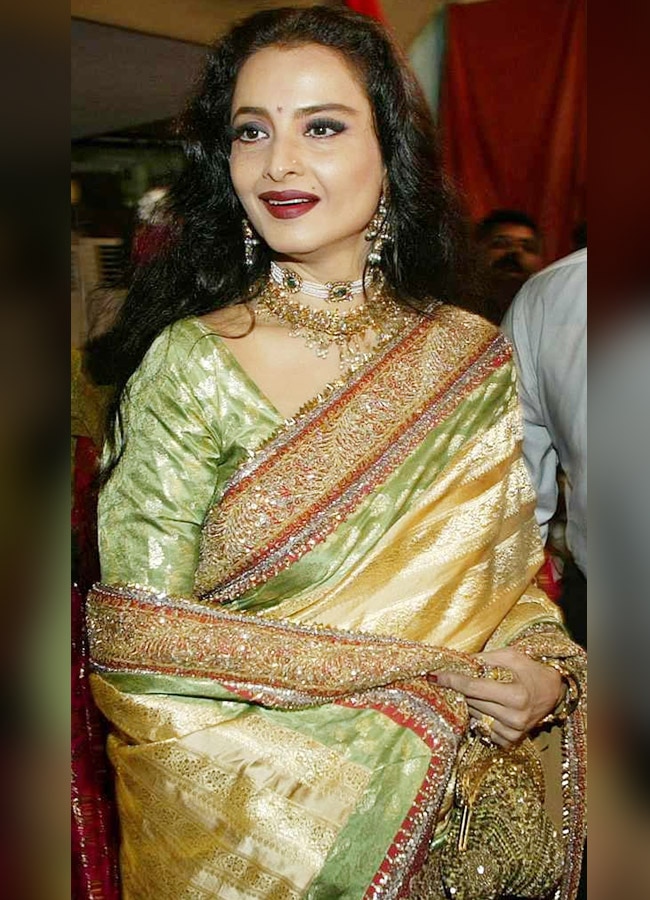 Rekha the fashion goddess of the industry