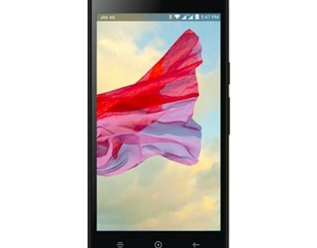 Reliance Digital LYF Wind 4 costs Rs 6,799
