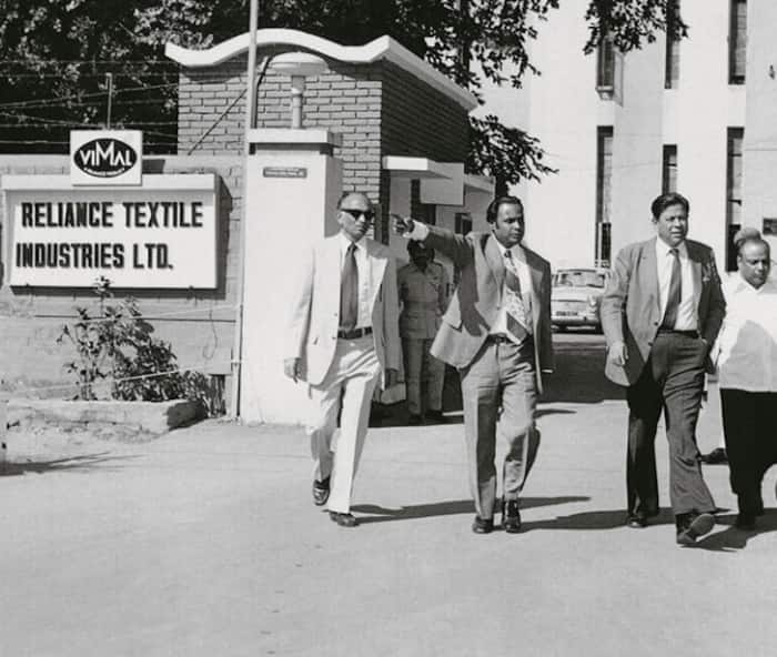Reliance's first office: How Dhirubhai Ambani started Reliance in ...