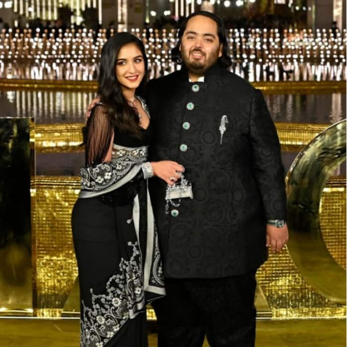 Nita Ambani with Radhika and Anant Ambani