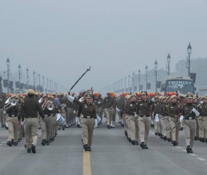 In Pics: Republic Day Parade Rehearsal Underway at Kartavya Path in Delhi