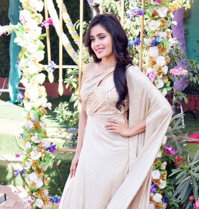 Yeh Rishtey Hain Pyaar Actor Rhea Sharma aka Mishti’s drool worthy ...