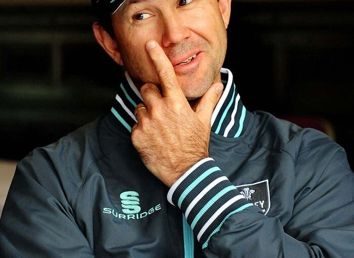 Ricky Ponting poses for hot picture