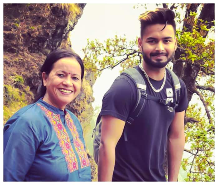 Rishabh's family background