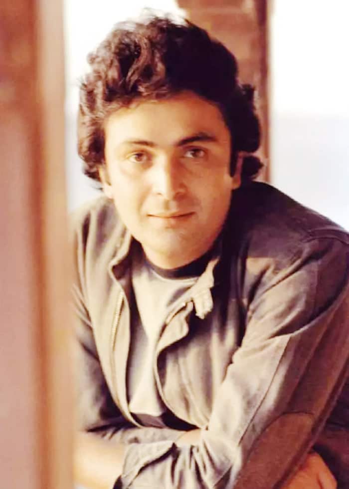 Rishi kapoor passes away: Throwback Photos of The Evergreen Bollywood Star